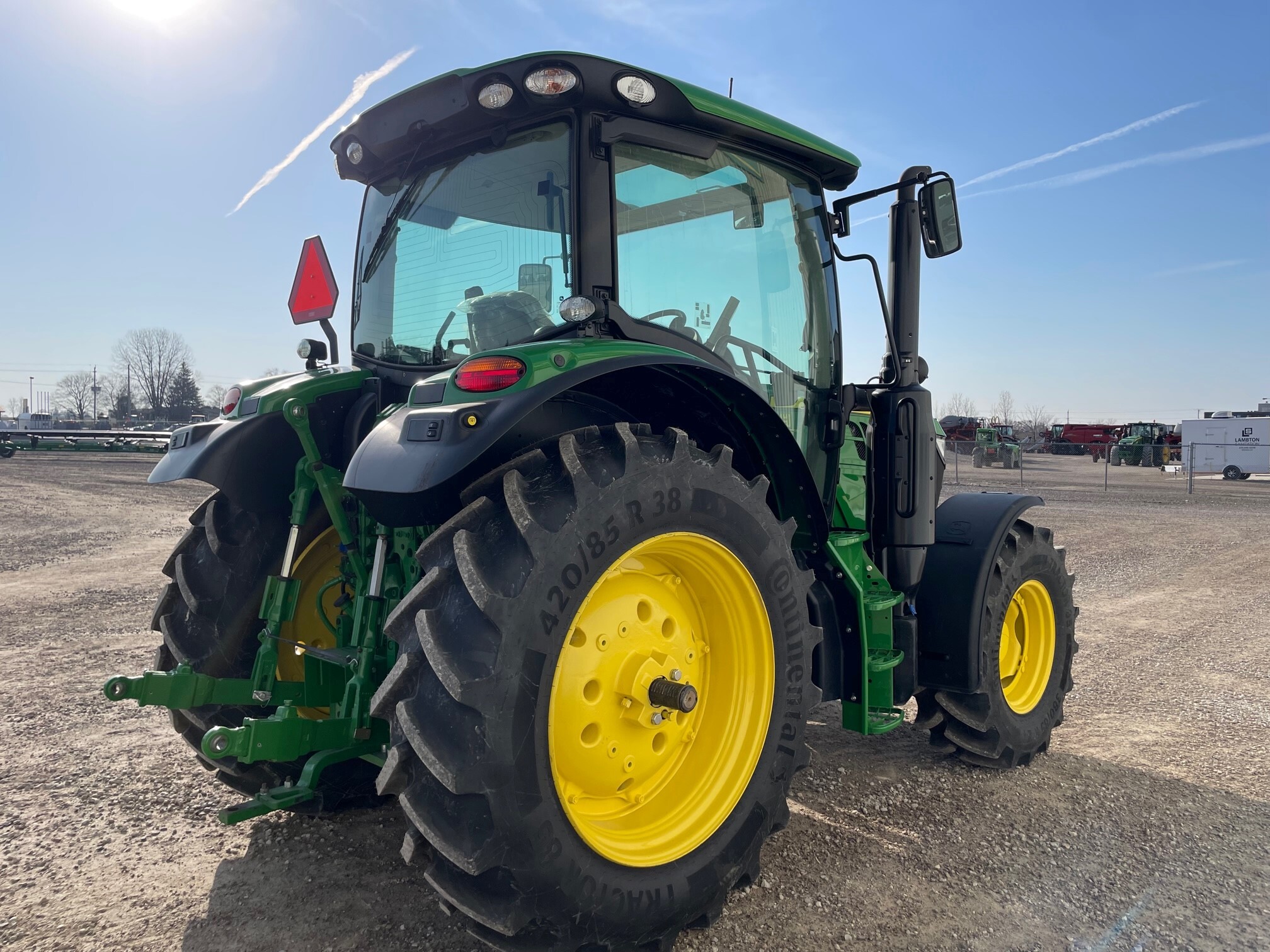 Huron Tractor | Used Equipment | JD 6110R (E89287)
