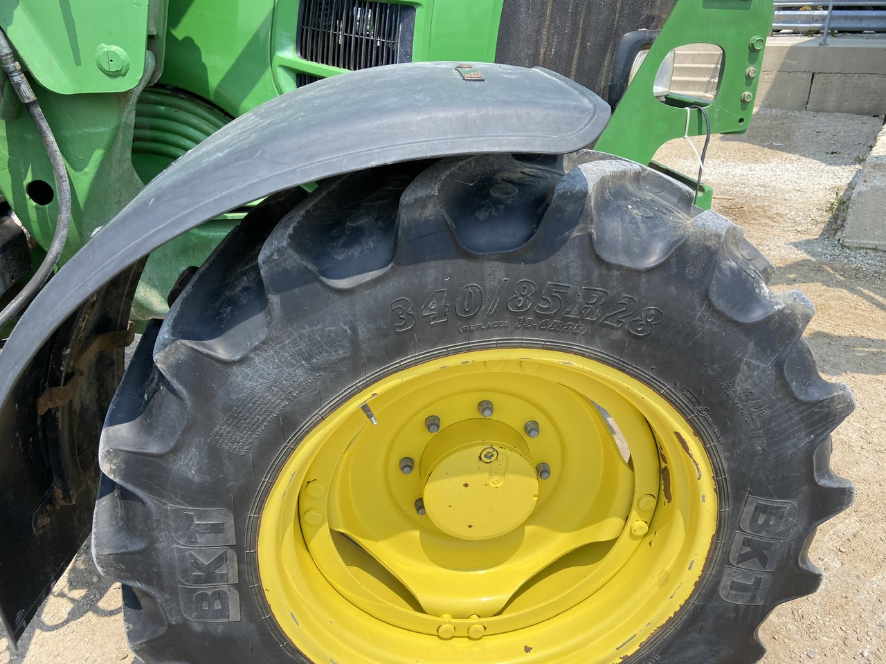 Huron Tractor | Used Equipment | JD 6430/LDR (E90329)