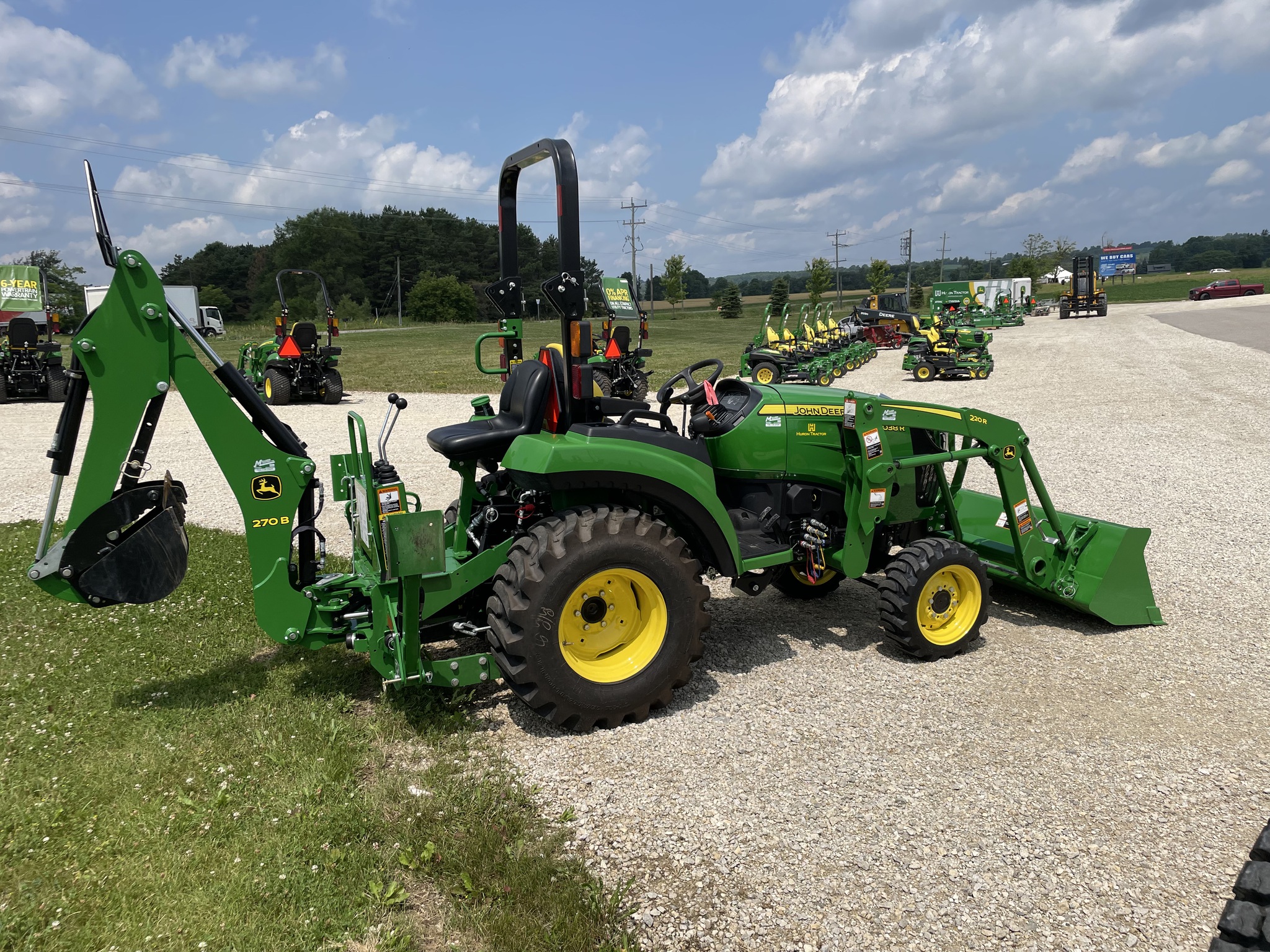 Huron Tractor | Used Equipment | JD 2038R/LDR (E90409)