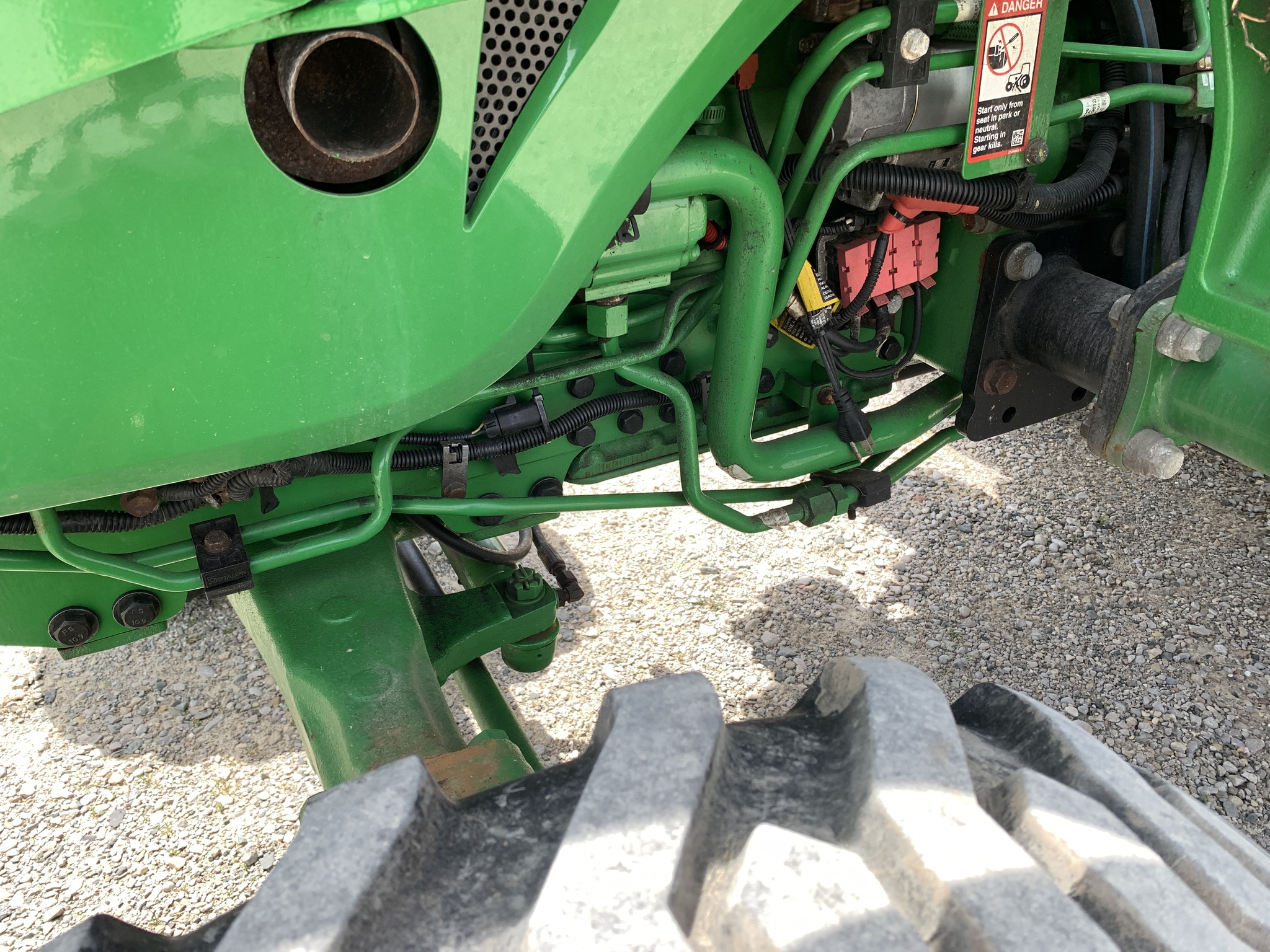 Huron Tractor | Used Equipment | JD 4066R/LDR (E99042)